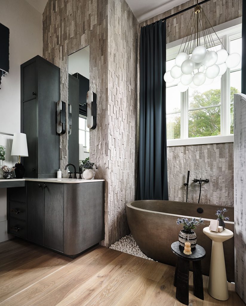 WHITE OAK SPLITFACE STACKED STONE